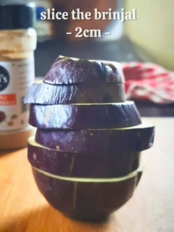 Begun Bhaja Recipe | Baingan Bhaja - Kurry Kitchen